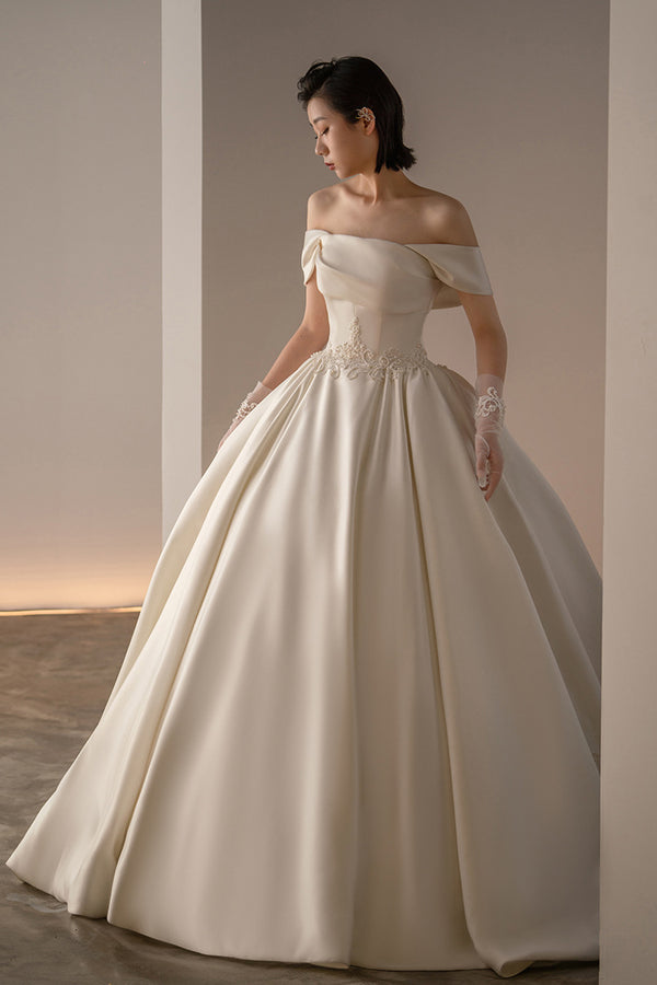 Women's Satin Off-shoulder Retro Fashion Trailing Wedding Dress ...